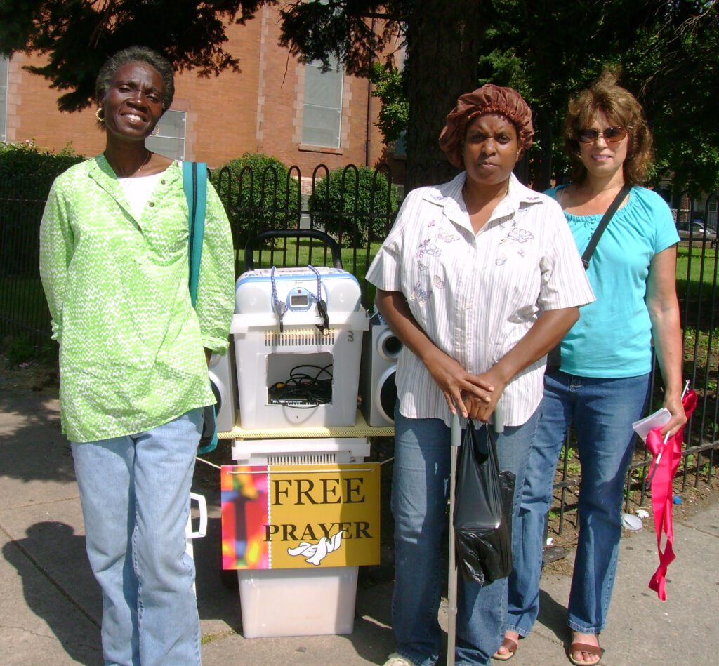 About Us – Behold!